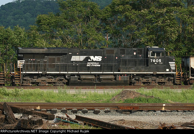 NS 7605